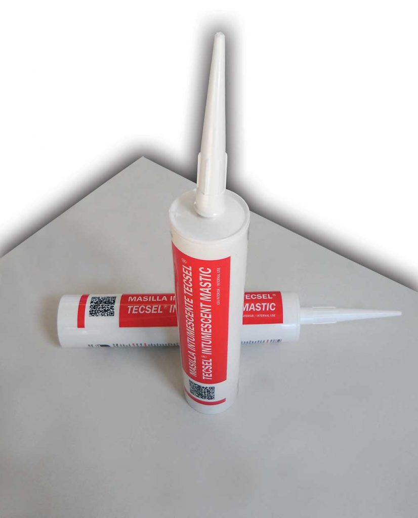 Masilla intumescente Tecsel® para huecos en pequeñas dimensiones.